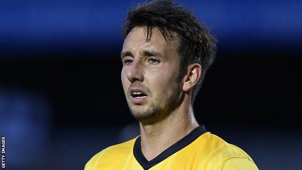 Cambridge United 2-6 Portsmouth - BBC Sport