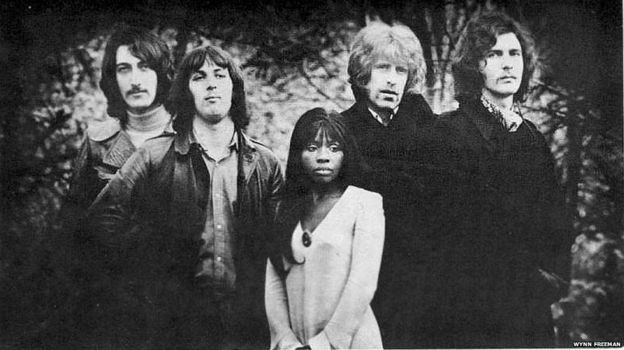 Frank Freeman reunion: Clubbers who got their kicks on the A456 - BBC News