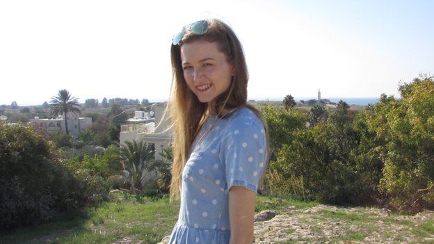 Eating disorders: 'It could've been picked up earlier' - BBC News