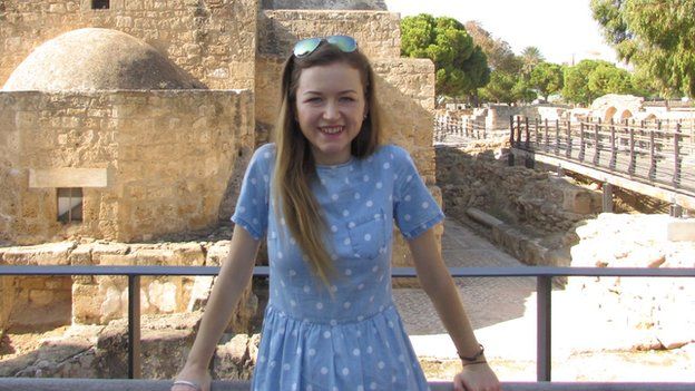 Eating disorders: 'It could've been picked up earlier' - BBC News