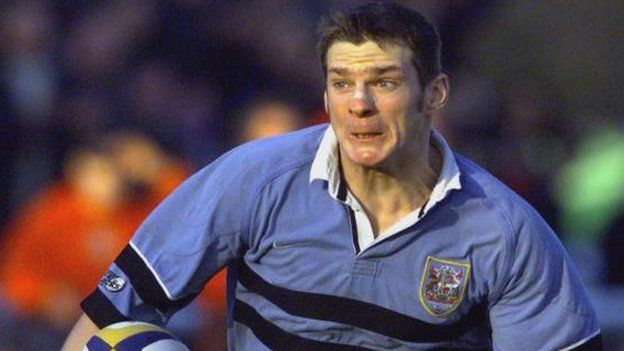 Brooklyn Beckham and life as the child of a sports legend - BBC News