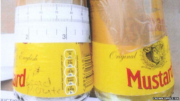 Man found with bomb-making equipment at Edinburgh flats - BBC News