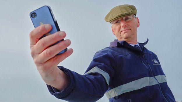 Ofcom releases mobile coverage checker - BBC News