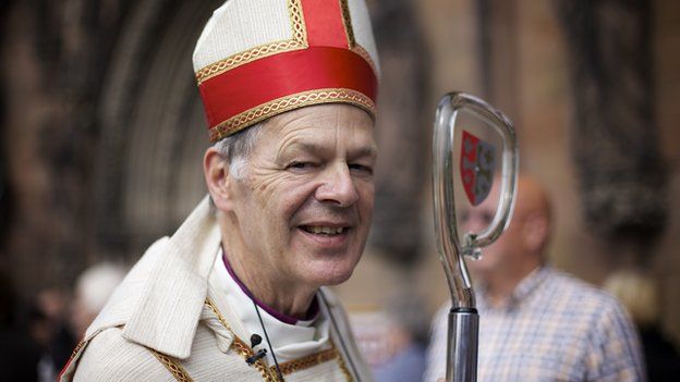 New bishop of Lichfield installed at cathedral service - BBC News