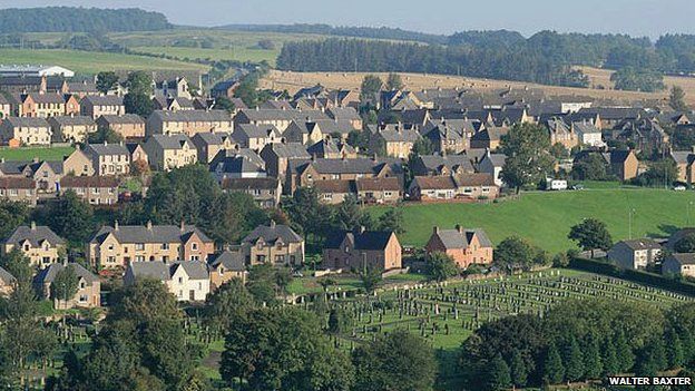 Burnfoot summit aims to tackle anti-social behaviour - BBC News