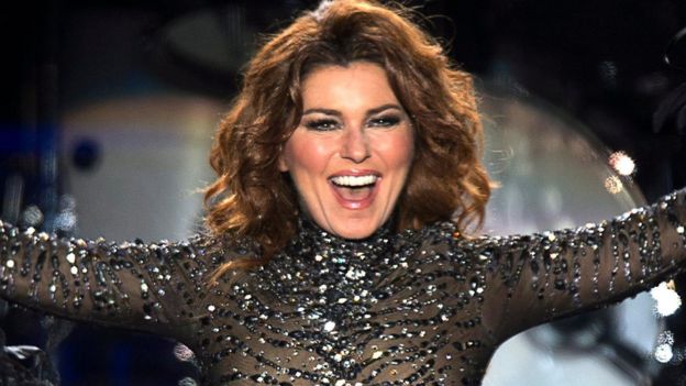 Shania Twain: 'I had to get my top hat back from a museum' - BBC News