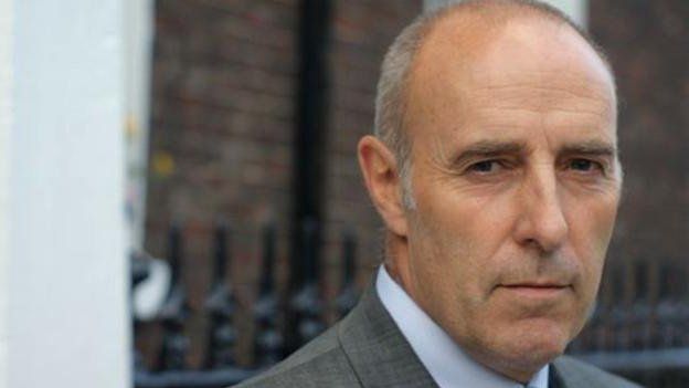 Nato muscle-flexing sends Putin firm message - BBC News