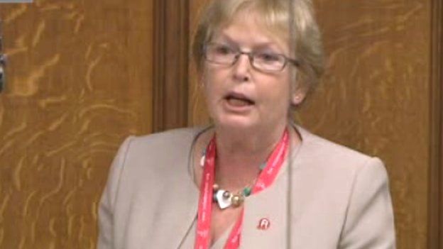 Labour unveils Holly Lynch as Halifax candidate - BBC News