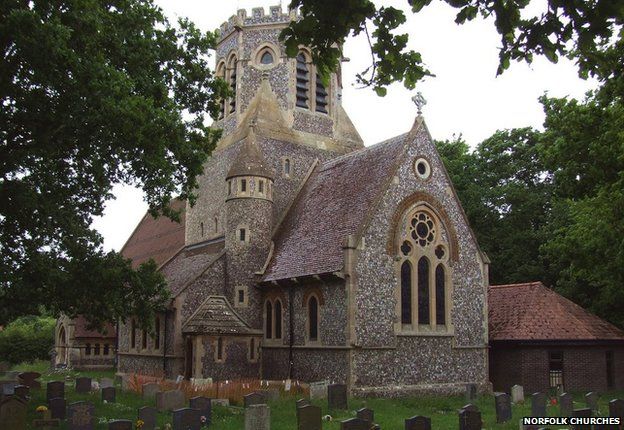 'Yoda' stone head found at Hopton church, Norfolk - BBC News