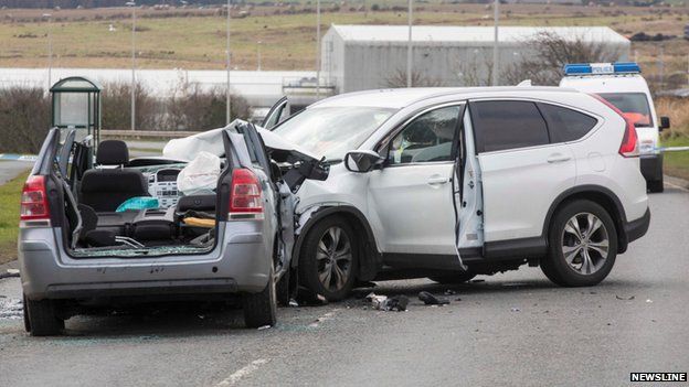 Two seriously injured in Peterhead collision - BBC News