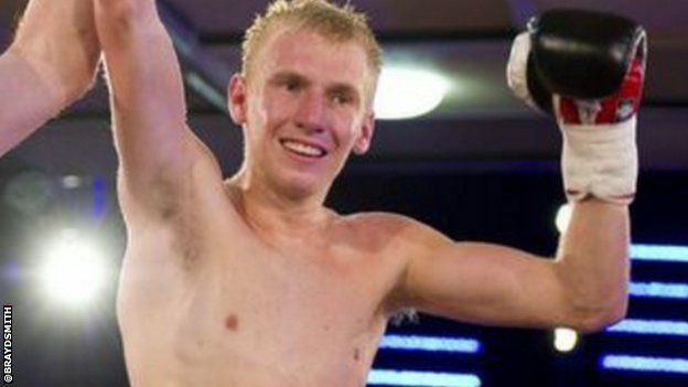 Australia medics call for boxing ban after Braydon Smith death - BBC Sport