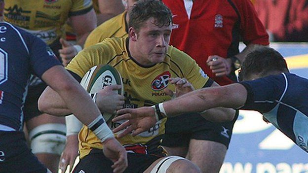 Tom Duncan: Cornish Pirates forward signs new contract - BBC Sport