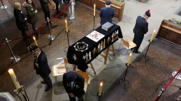 Richard III find historian John Ashdown-Hill dies - BBC News