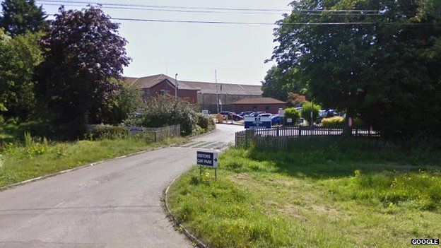 Guys Marsh prison report reveals violence and gang culture - BBC News