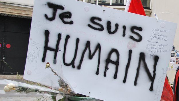 Paris Muslims struggle to feel accepted - BBC News