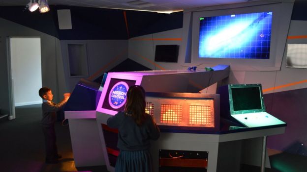 National Videogame Arcade opens in Nottingham - BBC News