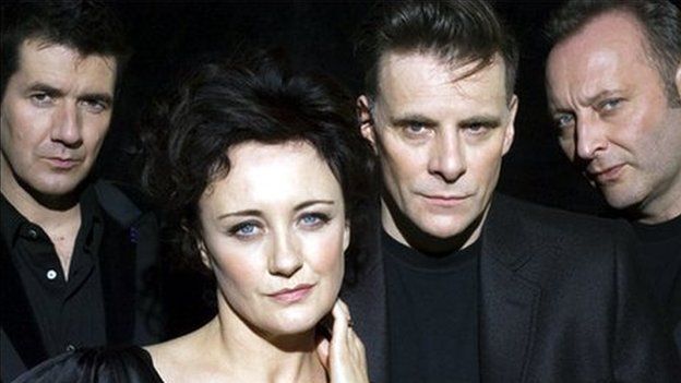 Deacon Blue to play Stonehaven Hogmanay event - BBC News