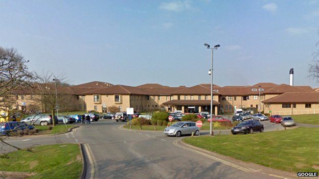 Prospective Telford councillor suspended - BBC News