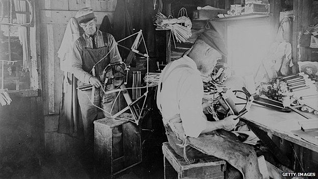 Blown away: How tech made fireworks bigger and bigger - BBC News