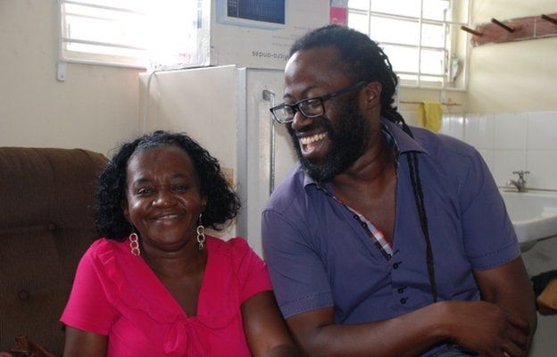 Why I came out as a disabled journalist - BBC News