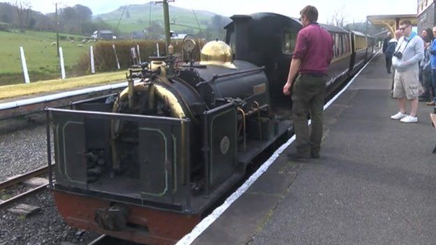 Pete Waterman re-launches 130-year-old steam engine Winifred - BBC News