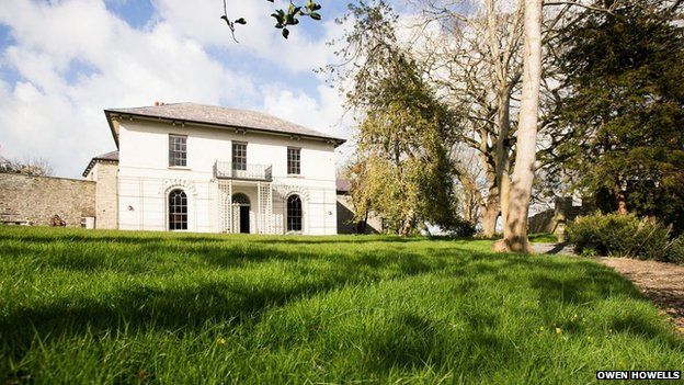 Cardigan Castle reopens following £12m restoration project - BBC News