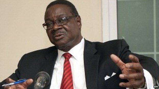 Malawi's Peter Mutharika raises marriage age - BBC News