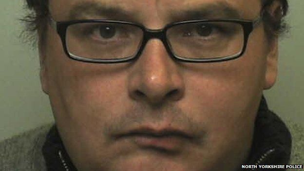 Stafford 'gang leader' ordered to pay £700k - BBC News