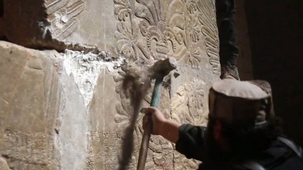 'Rare' Roman mosaic found in Rastan, Syria - BBC News
