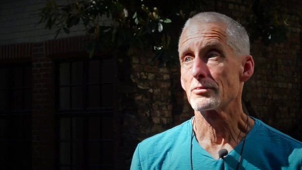 'Culture war' of gay conversion therapy - BBC News