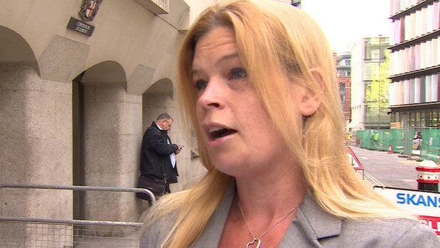 Ex-NoW reporter Ryan Sabey has conviction quashed - BBC News