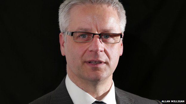 Election 2015: Sturgeon condemns candidate Neil Hay tweets - BBC News