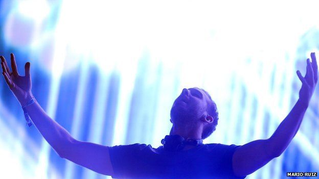 Dumfries-born DJ Calvin Harris on music's rich list - BBC News
