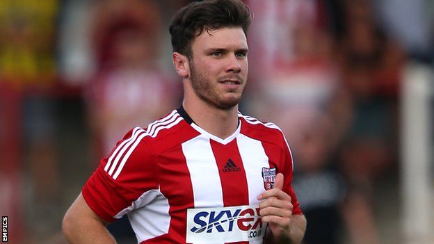 Scott Hogan: Brentford striker needs more surgery after setback - BBC Sport