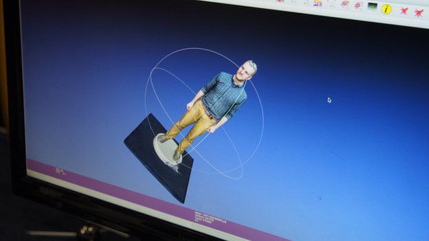 'We print people': The world of 3D portraiture - BBC News