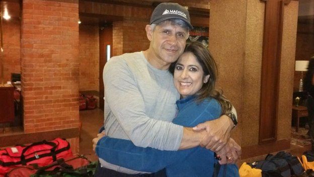 Wife's joy at India climber's Everest escape - BBC News