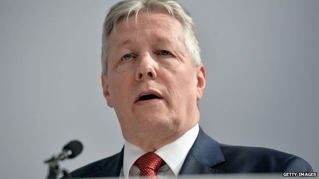 DUP leader Peter Robinson says party could work with Conservatives or ...
