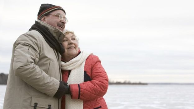 Over-65s in England 'living longer than ever before' - BBC News