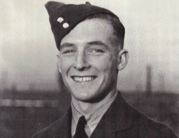 VE Day: The last British Dambuster - BBC News