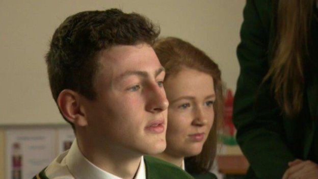 Election 2015: Do 16-year-olds want to vote in Northern Ireland? - BBC News