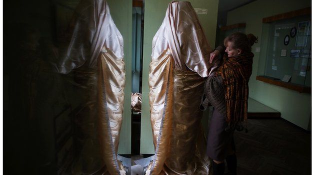 Global collaboration fights cultural destruction - BBC News