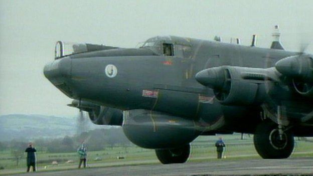 RAF Lossiemouth Shackleton crash on Harris recalled - BBC News