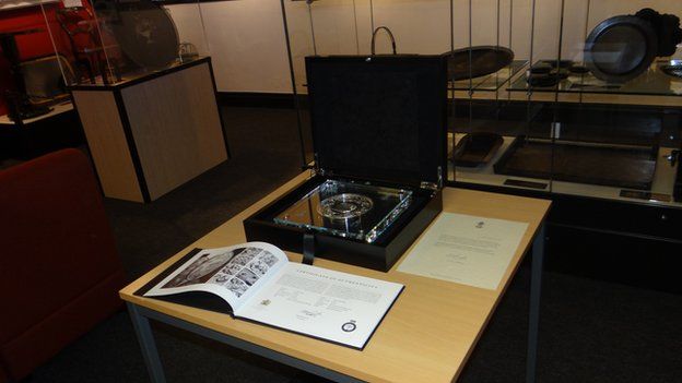 Pontypool Museum remembers Wales' Battle of Waterloo role - BBC News