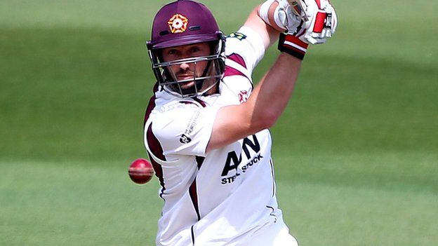 County Championship: Steven Crook hits 102 not out in draw - BBC Sport