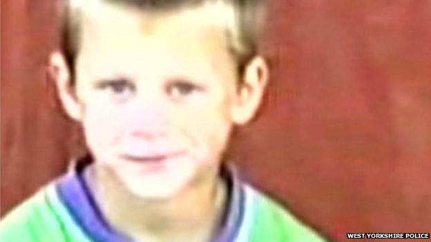 Joe McCafferty death: Two bailed in 1997 fire murder probe - BBC News