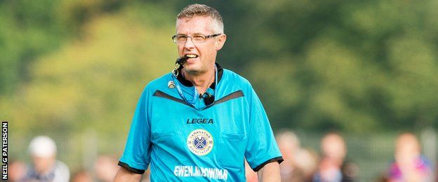 I envy football referees - a view from shinty's centre circle - BBC Sport