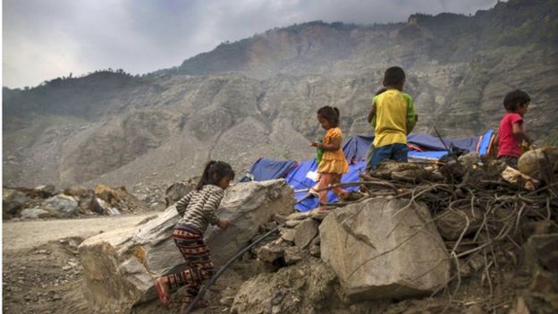 Where is Nepal aid money going? - BBC News