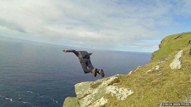 Two men Base jump from 'remotest Shetland cliffs' - BBC News