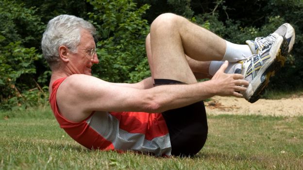 Peter Webster: The 80-year-old footballer preparing to retire - BBC News