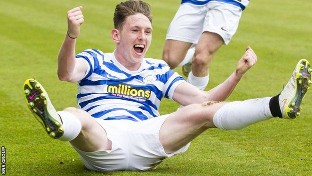 Aberdeen: Declan McManus among seven senior exits - BBC Sport